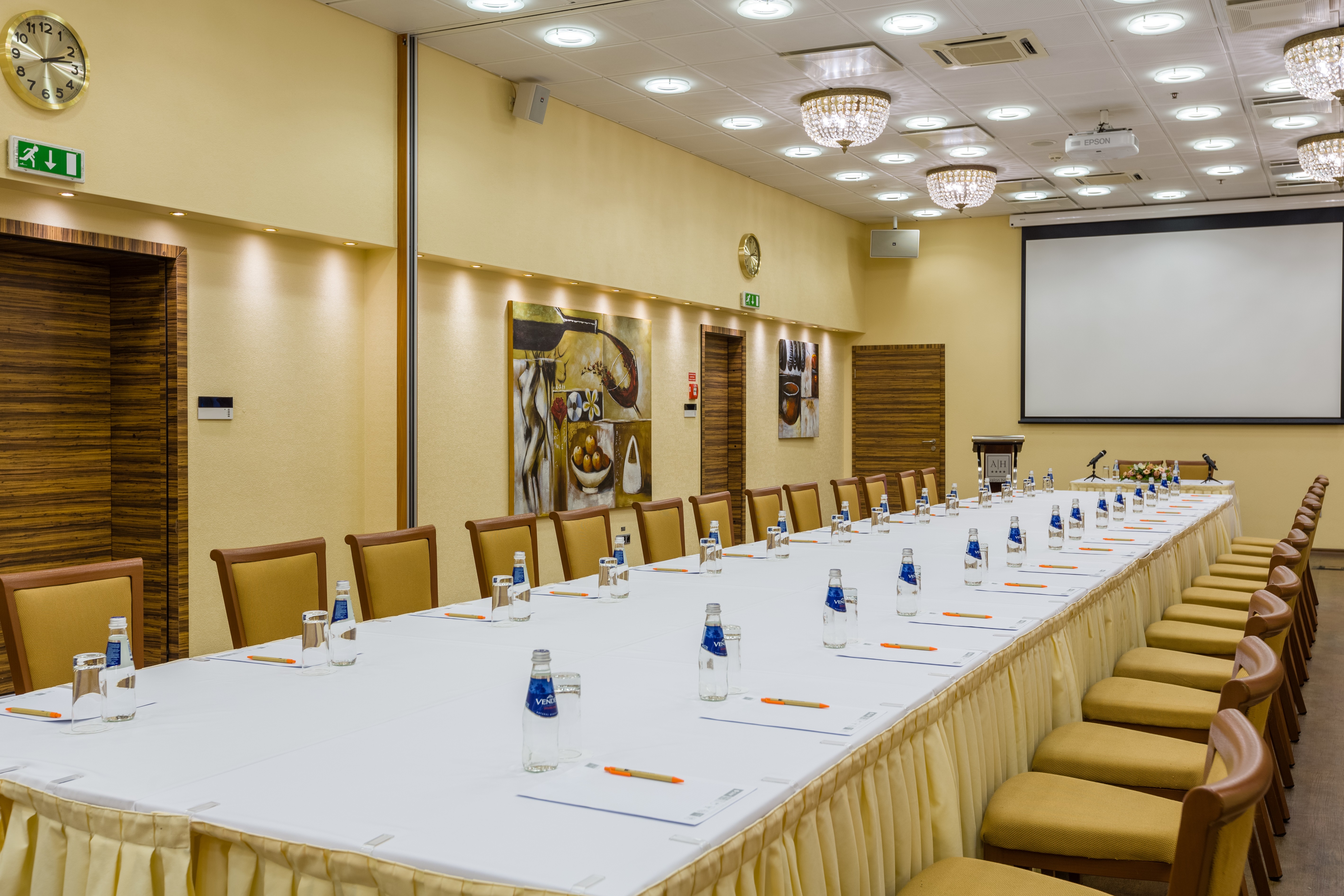 Meetings & Events - AVALON HOTEL & Conferences